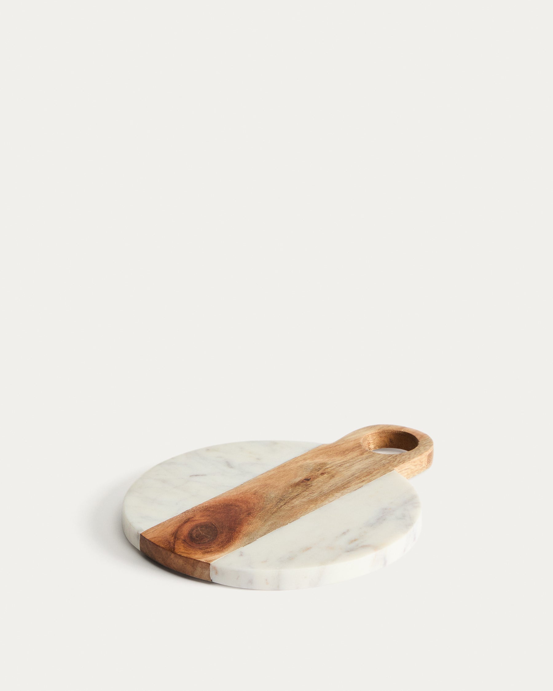 Nuvir serving board in white marble and solid acacia wood